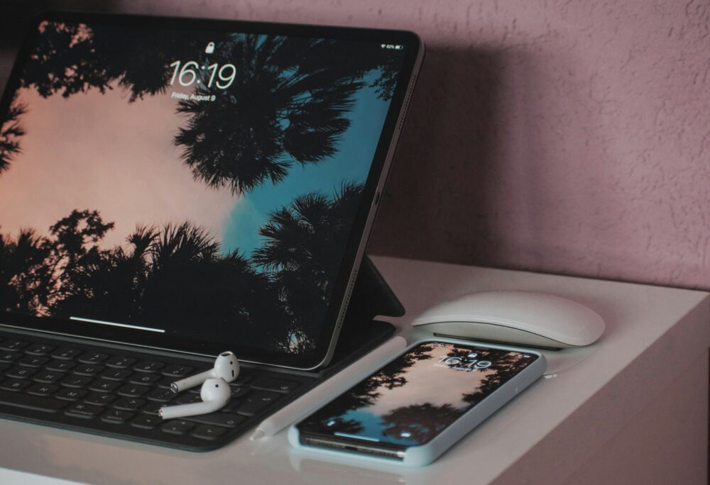 Reactive Web Design: Benefits, Key Elements, and Best Examples - Tridimensi